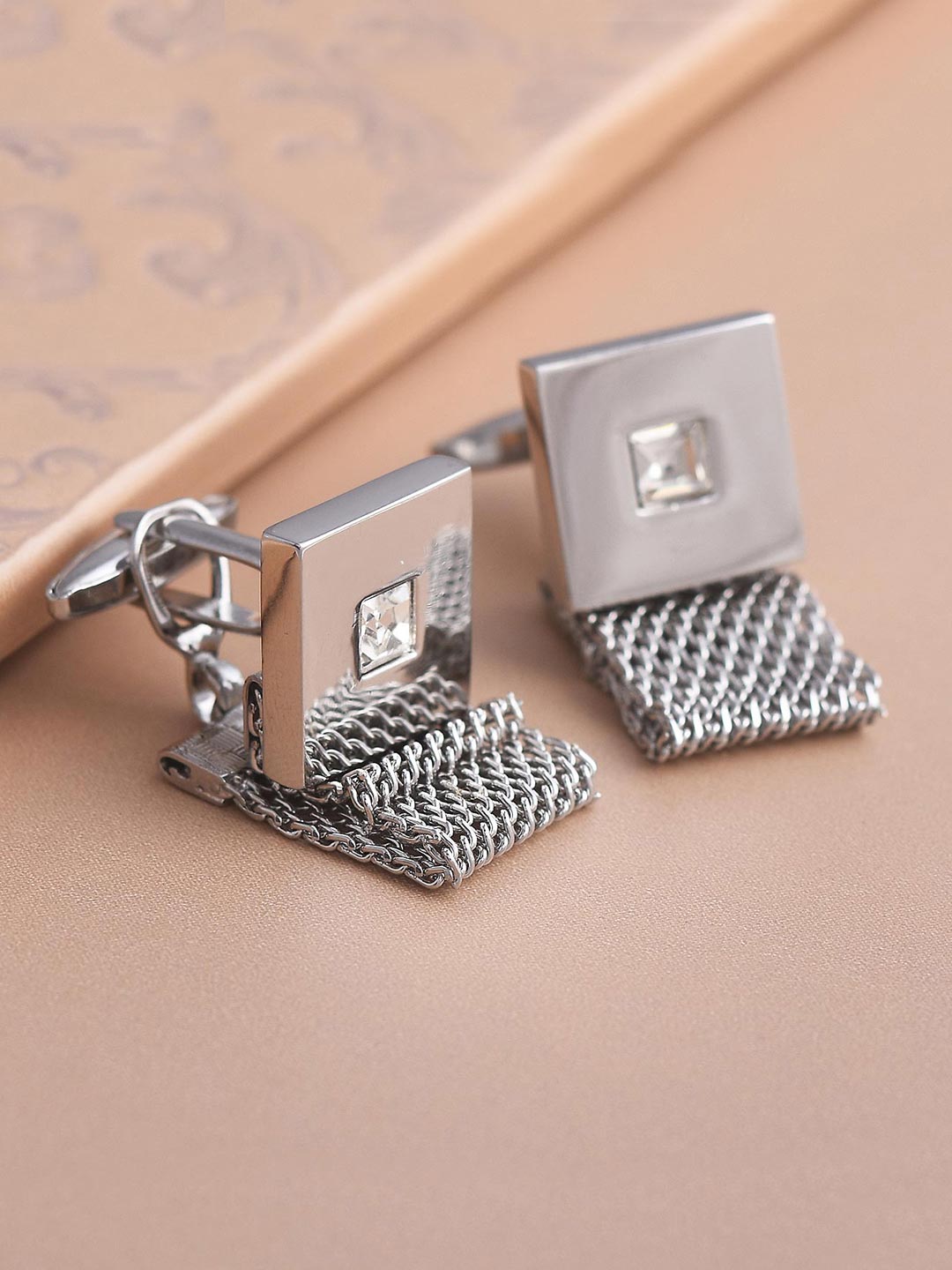 Buy Style Icon Highly Finished Chain Link Cufflink - Tistabene