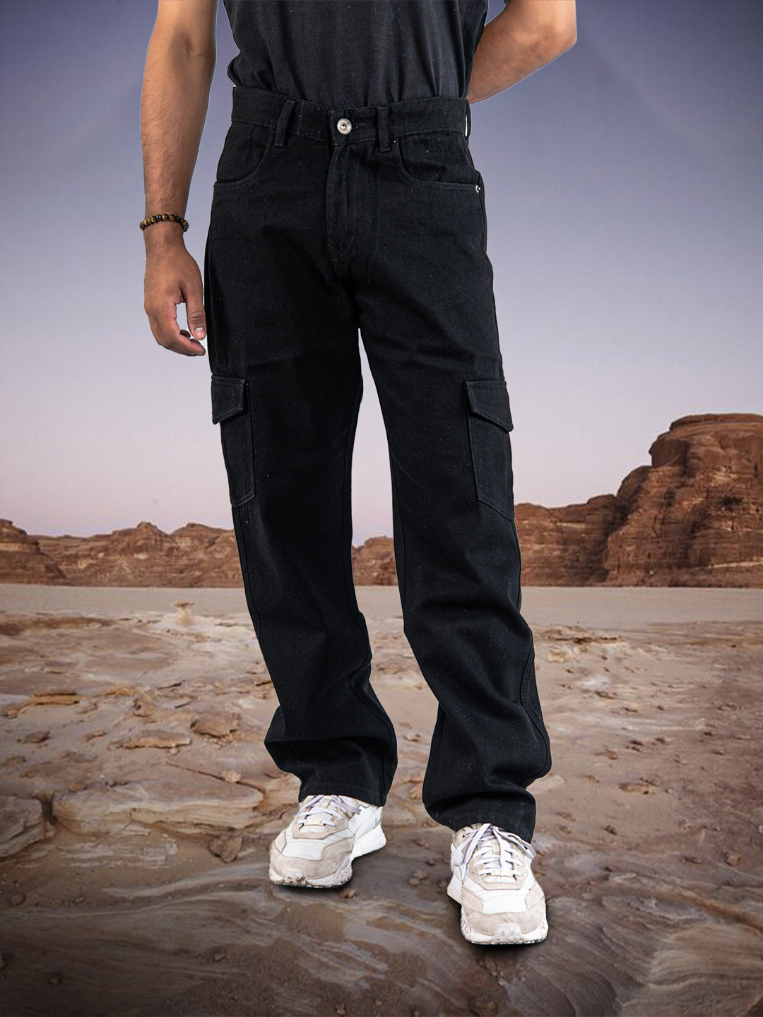 Buy Jet Black Straight Fit Men's Cargo Denim Jeans Online | Tistabene