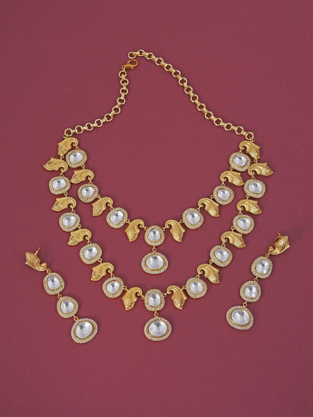 Buy Bhavya Ethnic Motif Polki Layered Necklace Set Online | Tistabene